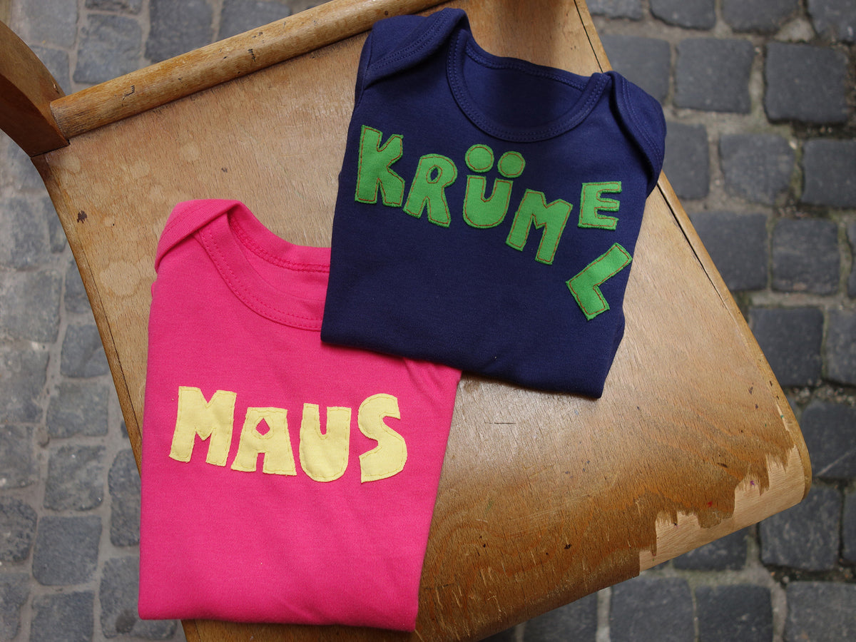 Body mit Wort, langarm – schwesternliebe